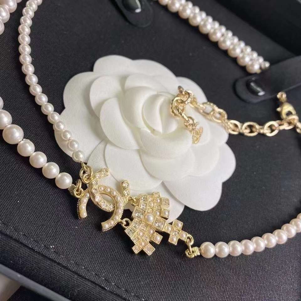 Chanel Double Pearl Crown Necklace White For Women - MassToneUS