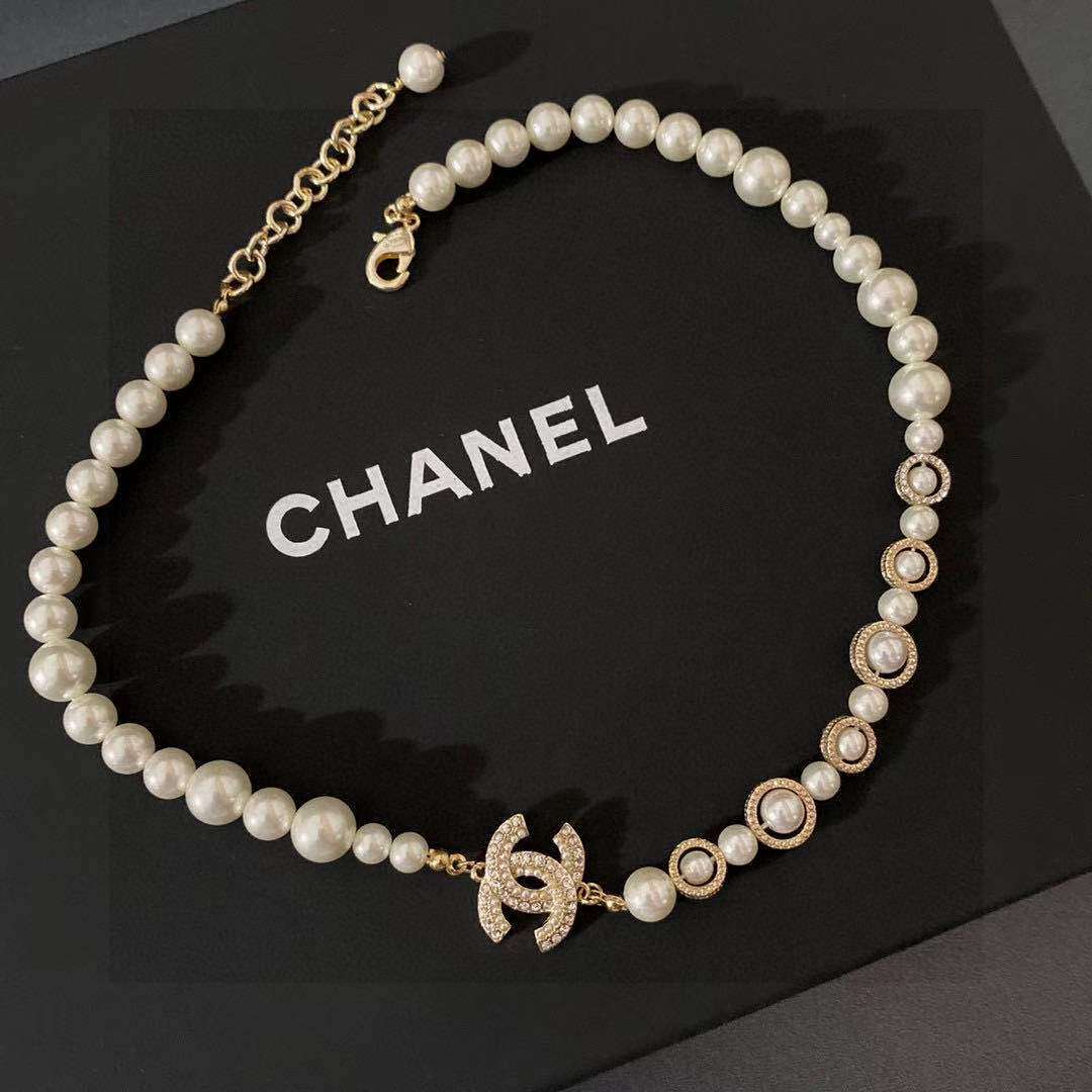 Chanel Pearl Bow Necklace White For Women - MassToneUS