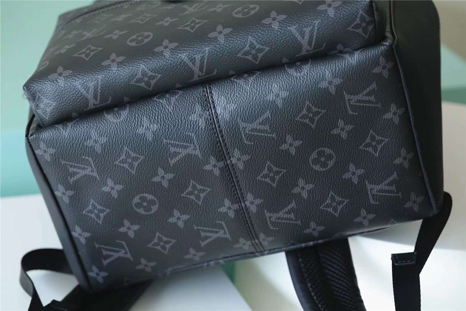 Louis Vuitton Discovery Backpack Black For Men 11.4in/29cm