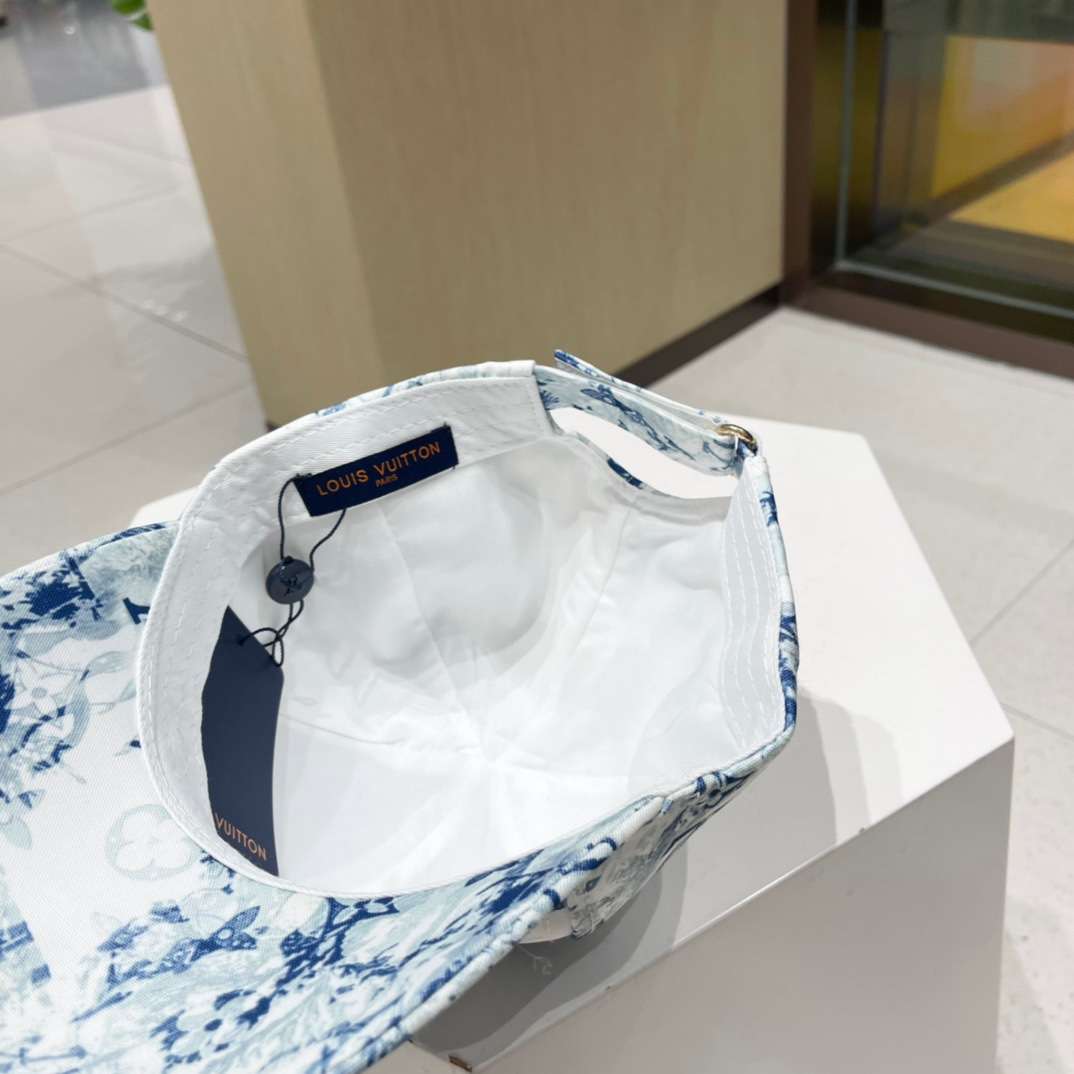 Louis Vuitton Monogram Cap White For Women - MassToneUS