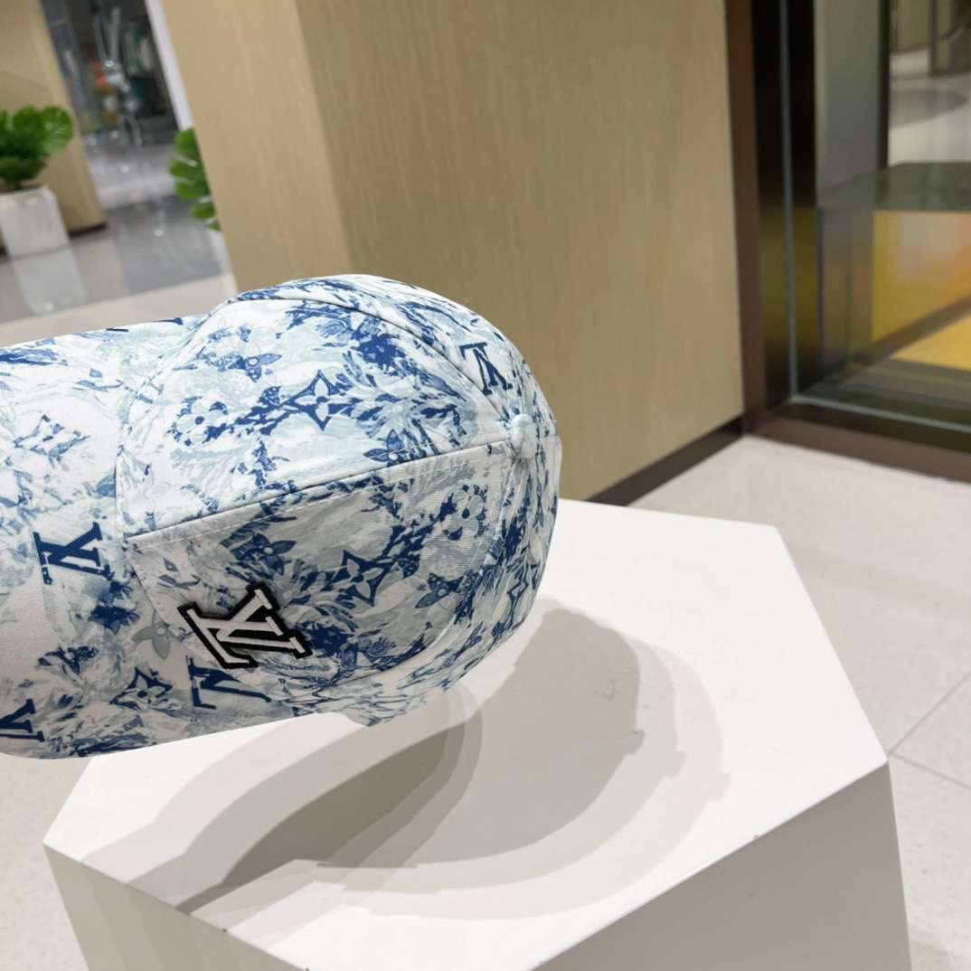 Louis Vuitton Monogram Cap White For Women - MassToneUS