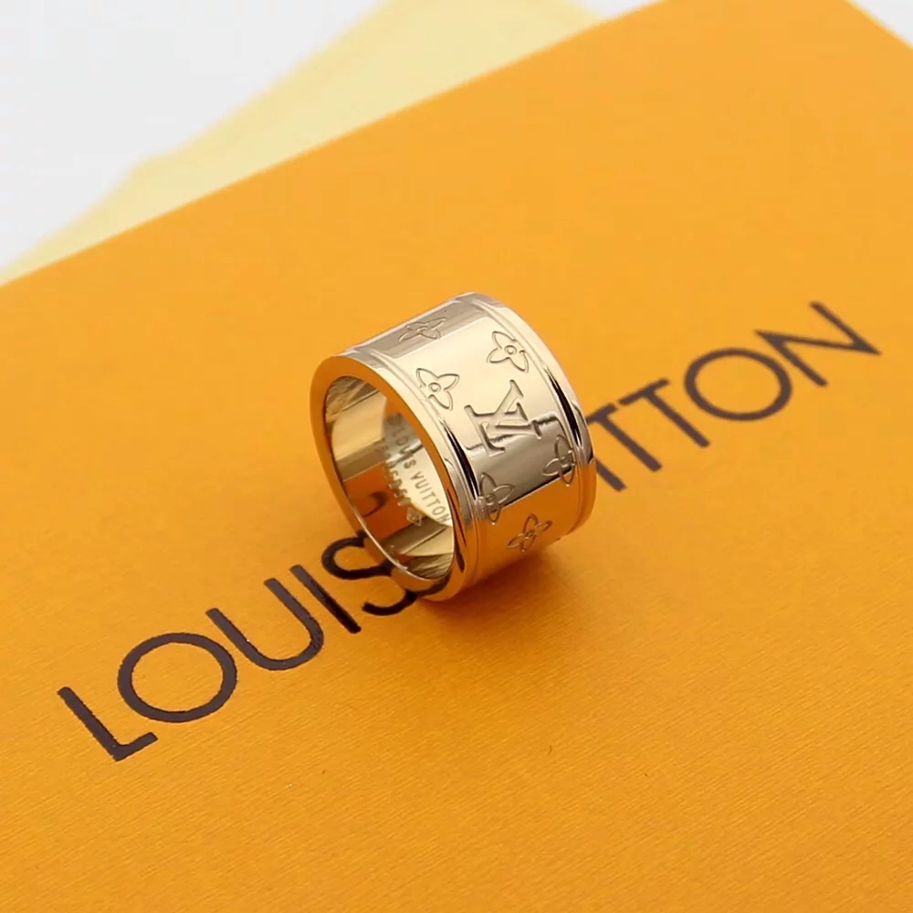 Louis Vuitton Ring - MassToneUS