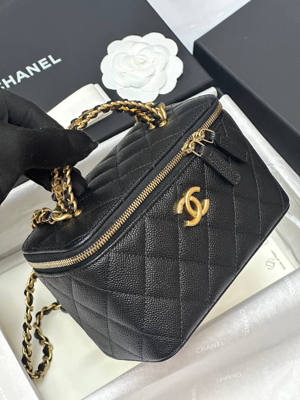 [True-to-ORIGINAL] Chanel Small Vanity Case Black For Women 6.7in/17cm ...