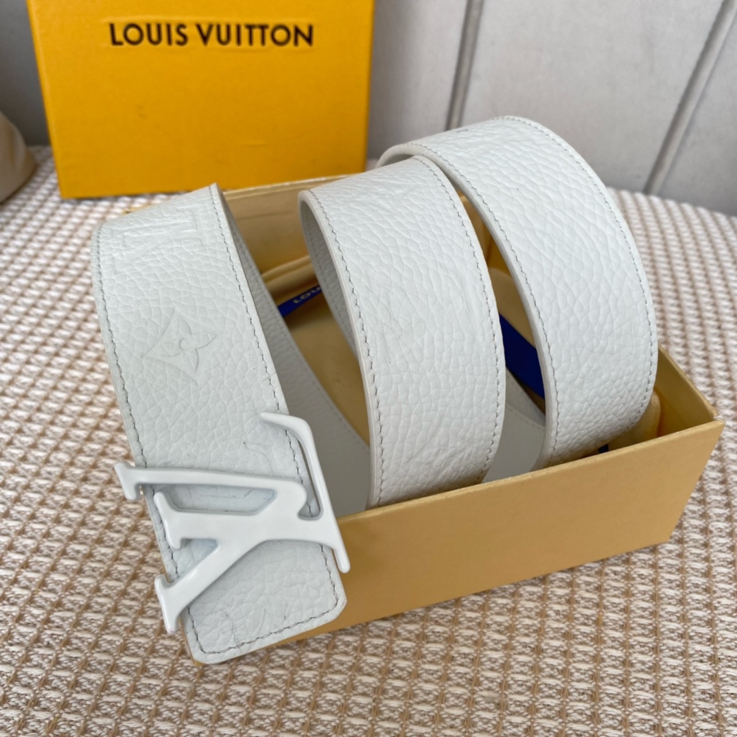 Louis Vuitton Iconic Reversible LV Belt White - MassToneUS
