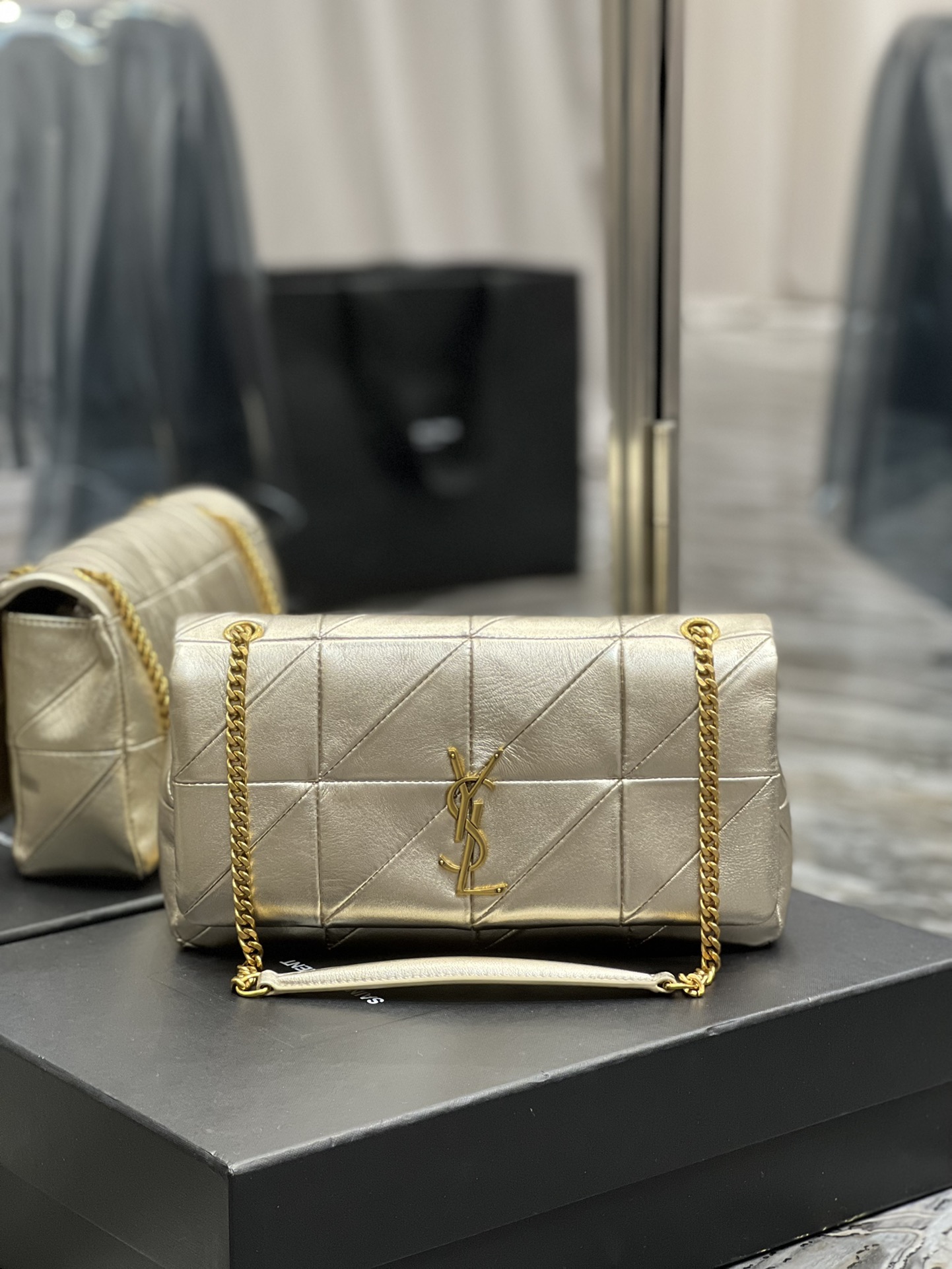 [True-to-ORIGINAL] Saint Laurent Jamie Medium Chain Bag Gold For Women ...