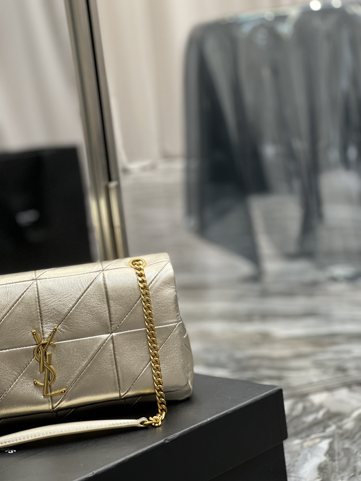 [True-to-ORIGINAL] Saint Laurent Jamie Medium Chain Bag Gold For Women ...
